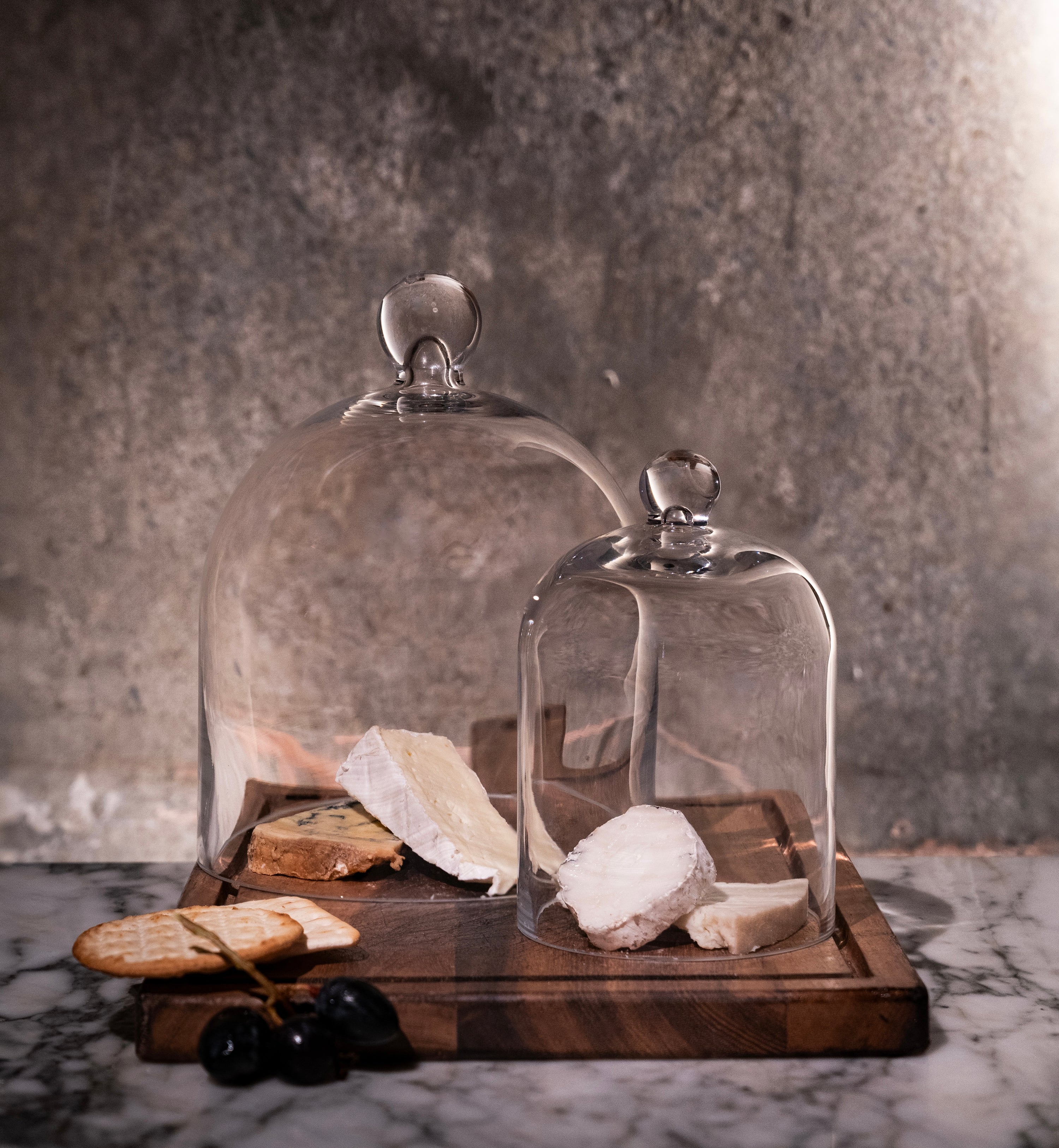 Choosing the Right Hospitality Cloche – Glass Cloche
